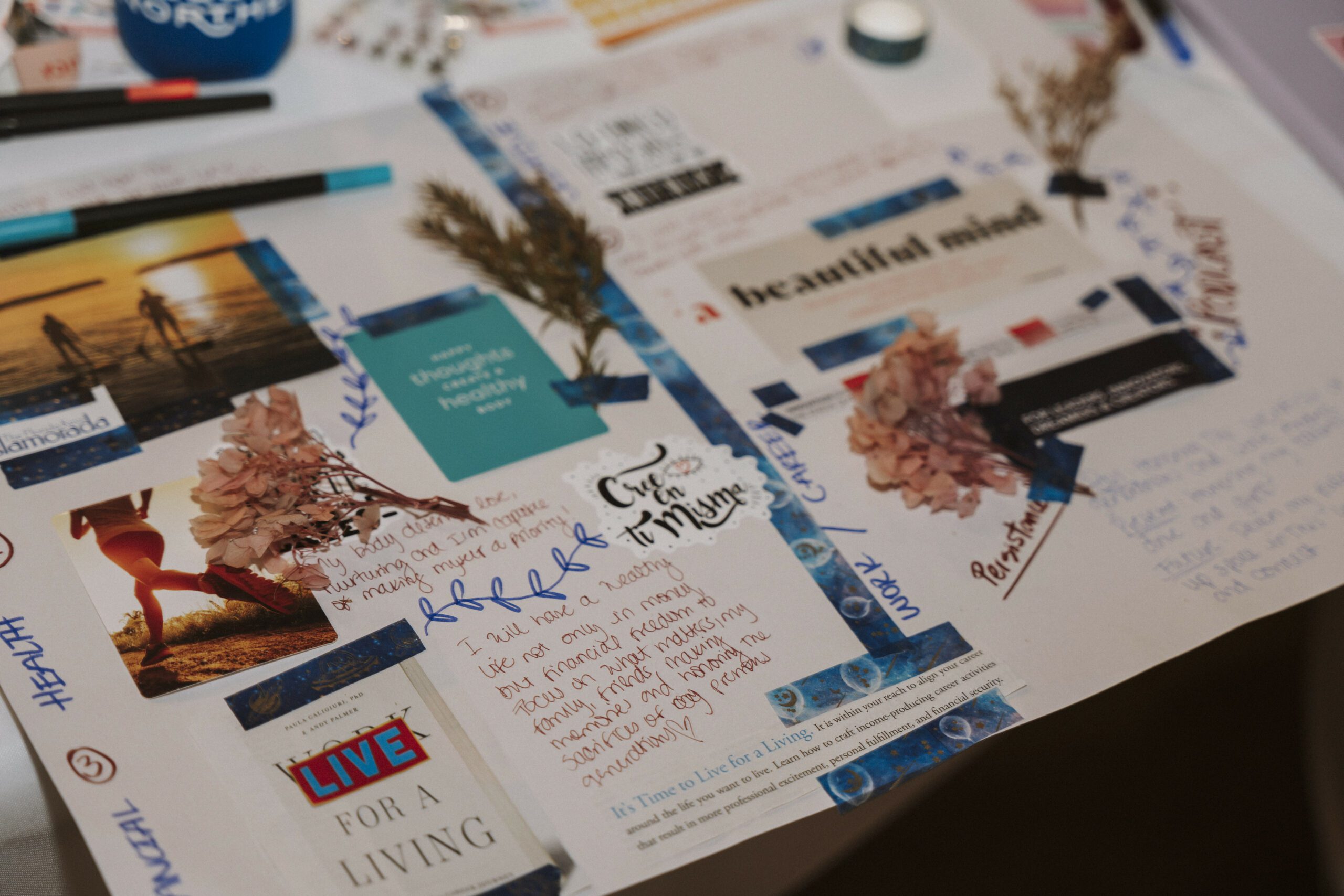 How to Make a Vision Board for 2024