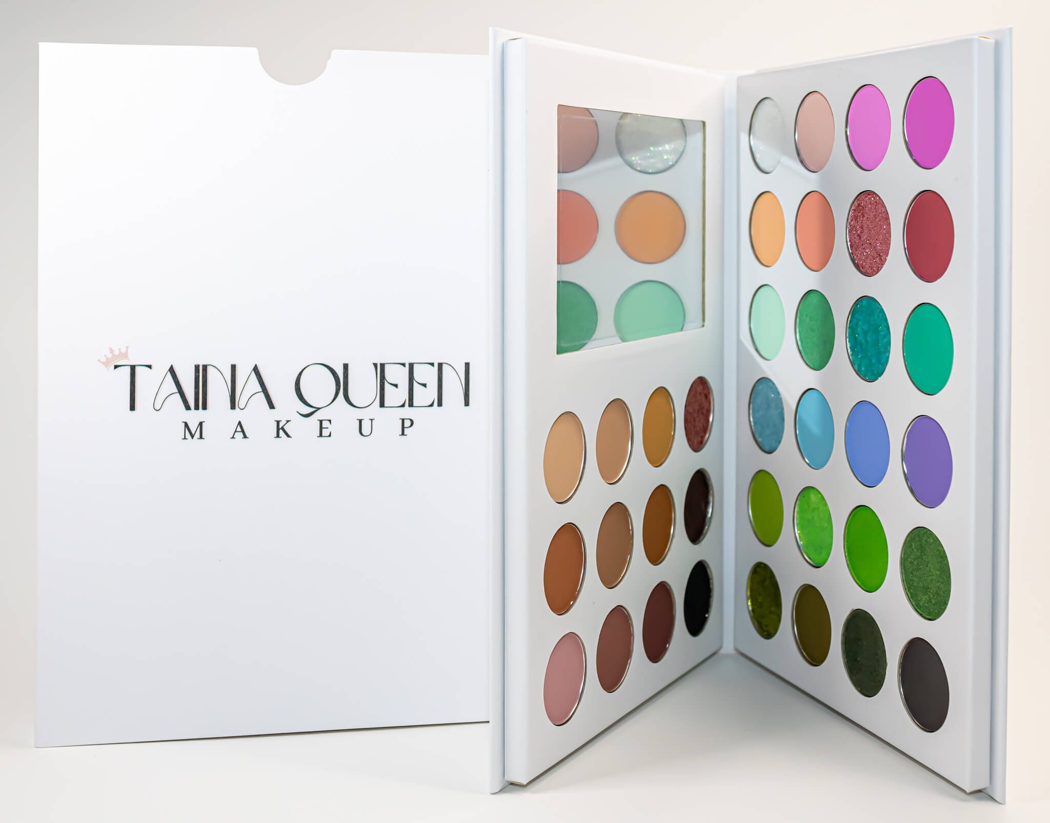 Taina Queen Makeup LLC | #WeAllGrow Latina